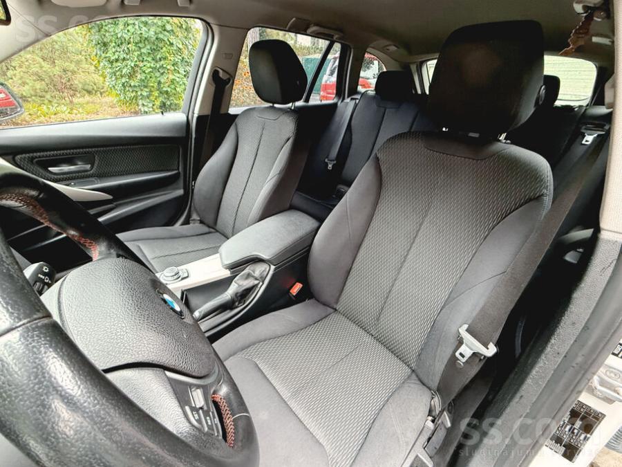 Balts BMW 318 2014 Rīga, ar dzinēja tilpumu 2.00 L un nobraukumu 273 tūkst. km par 8800 €, foto 14 vietnē AUTOMOTO.COM.LV