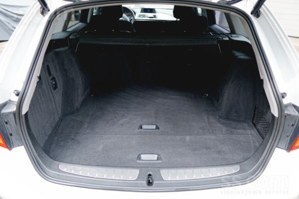 White BMW 318 2014 in Riga, with an engine capacity of 2.00 L and mileage of 263 thousand km for 10600 €, photo 9 on AUTOMOTO.COM.LV