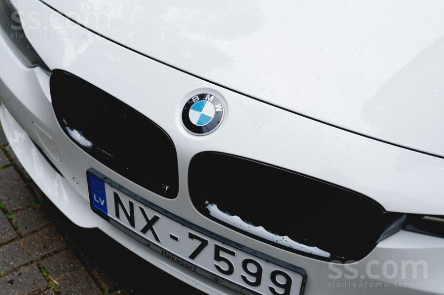 White BMW 318 2014 in Riga, with an engine capacity of 2.00 L and mileage of 263 thousand km for 10600 €, photo 8 on AUTOMOTO.COM.LV
