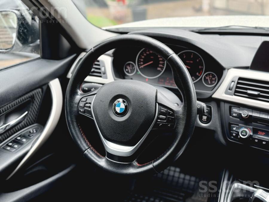White BMW 318 2014 in Riga, with an engine capacity of 2.00 L and mileage of 263 thousand km for 10600 €, photo 15 on AUTOMOTO.COM.LV