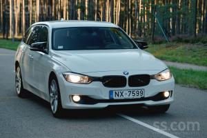 White BMW 318 2014 in Riga, with an engine capacity of 2.00 L and mileage of 273 thousand km for 8200 €, photo 4 on AUTOMOTO.COM.LV