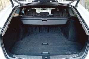 White BMW 318 2014 in Riga, with an engine capacity of 2.00 L and mileage of 273 thousand km for 8200 €, photo 10 on AUTOMOTO.COM.LV