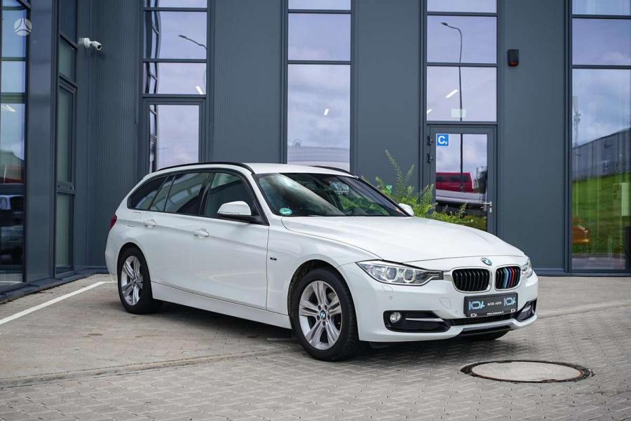 White BMW 318 2014 in Kaunas, with an engine capacity of 2.00 L and mileage of 162 thousand km for 8950 €, photo 1 on AUTOMOTO.COM.LV