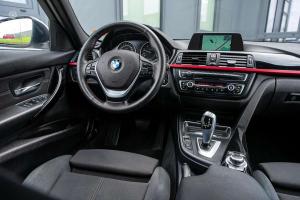 White BMW 318 2014 in Kaunas, with an engine capacity of 2.00 L and mileage of 162 thousand km for 8950 €, photo 18 on AUTOMOTO.COM.LV