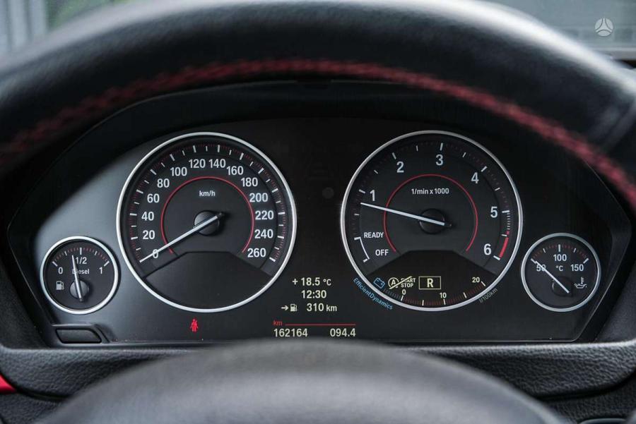 White BMW 318 2014 in Kaunas, with an engine capacity of 2.00 L and mileage of 162 thousand km for 8950 €, photo 27 on AUTOMOTO.COM.LV