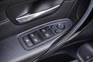 White BMW 318 2014 in Kaunas, with an engine capacity of 2.00 L and mileage of 162 thousand km for 8950 €, photo 31 on AUTOMOTO.COM.LV