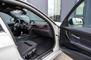 White BMW 318 2014 in Kaunas, with an engine capacity of 2.00 L and mileage of 162 thousand km for 8950 €, photo 36 on AUTOMOTO.COM.LV
