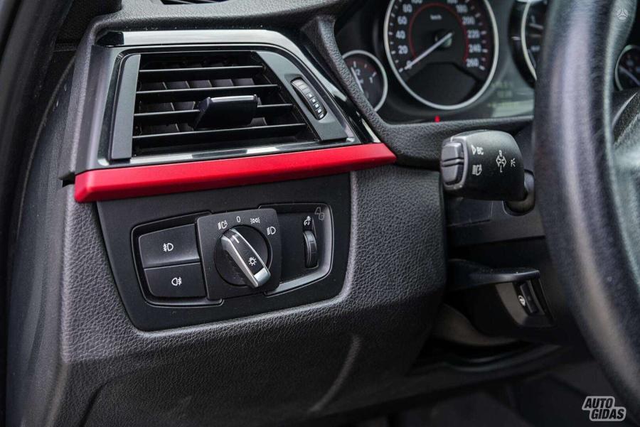 Белый БМВ 318 2014 в Каунас, объемом двигателя 2.00 л и пробегом 162 тыс. км за 8950 €, фото 30 на AUTOMOTO.COM.LV
