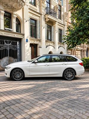 White BMW 318 2014 in Riga, with an engine capacity of 2.00 L and mileage of 278 thousand km for 9100 €, photo 4 on AUTOMOTO.COM.LV
