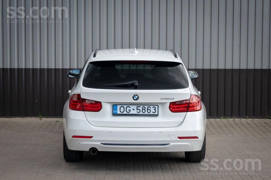 White BMW 318 2015 in Tukums, with an engine capacity of 2.00 L and mileage of 284 thousand km for 11990 €, photo 5 on AUTOMOTO.COM.LV