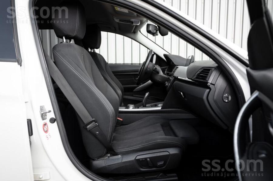 Balts BMW 318 2015 Tukums, ar dzinēja tilpumu 2.00 L un nobraukumu 284 tūkst. km par 9950 €, foto 13 vietnē AUTOMOTO.COM.LV