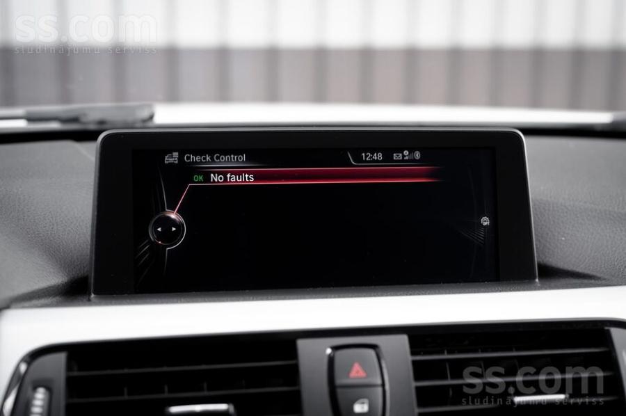 Balts BMW 318 2015 Tukums, ar dzinēja tilpumu 2.00 L un nobraukumu 284 tūkst. km par 9950 €, foto 25 vietnē AUTOMOTO.COM.LV