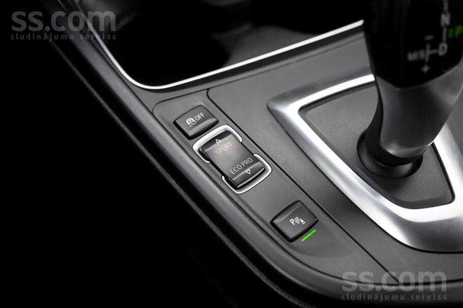 Balts BMW 318 2015 Tukums, ar dzinēja tilpumu 2.00 L un nobraukumu 284 tūkst. km par 9950 €, foto 28 vietnē AUTOMOTO.COM.LV