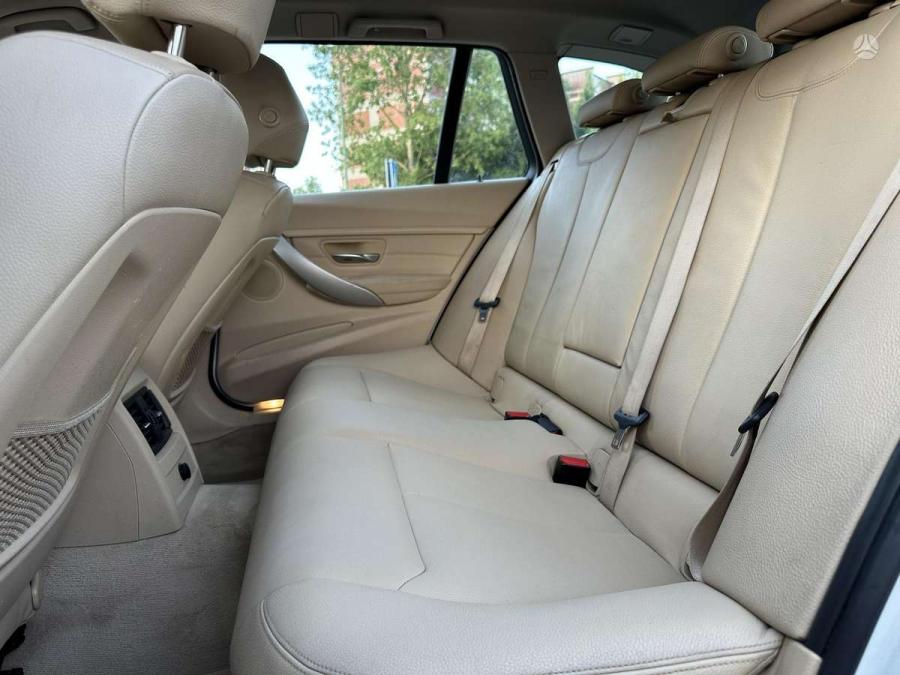 Balts BMW 318 2015 Klaipėda, ar dzinēja tilpumu 2.00 L un nobraukumu 227 tūkst. km par 7000 €, foto 25 vietnē AUTOMOTO.COM.LV