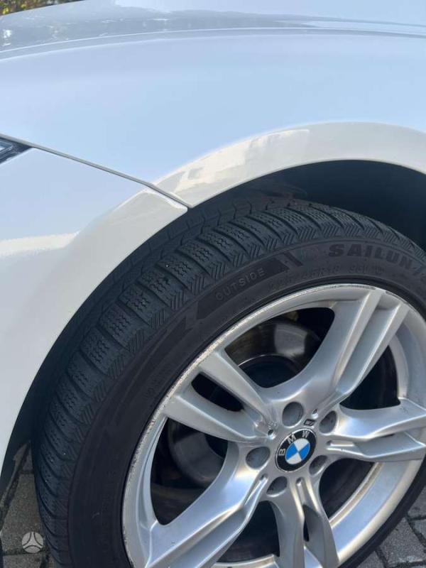 White BMW 318 2016 in Jurbarkas, with an engine capacity of 2.00 L and mileage of 353 thousand km for 9000 €, photo 4 on AUTOMOTO.COM.LV