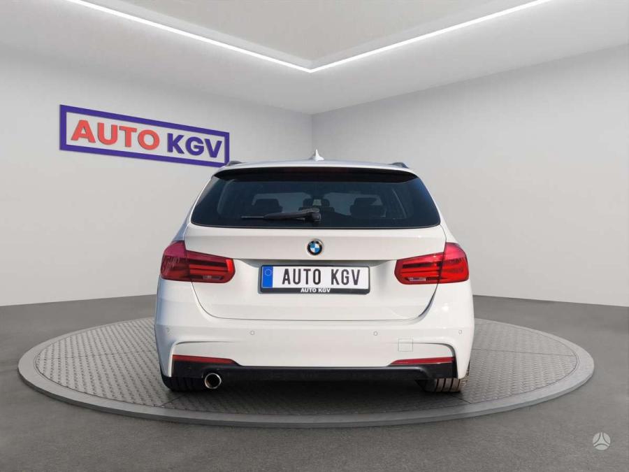 White BMW 318 2016 in Vilnius, with an engine capacity of 2.00 L and mileage of 276 thousand km for 11999 €, photo 5 on AUTOMOTO.COM.LV