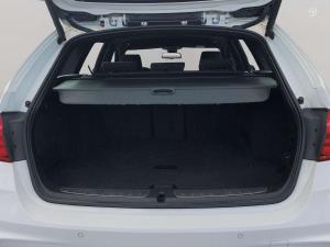 White BMW 318 2016 in Vilnius, with an engine capacity of 2.00 L and mileage of 276 thousand km for 11999 €, photo 11 on AUTOMOTO.COM.LV