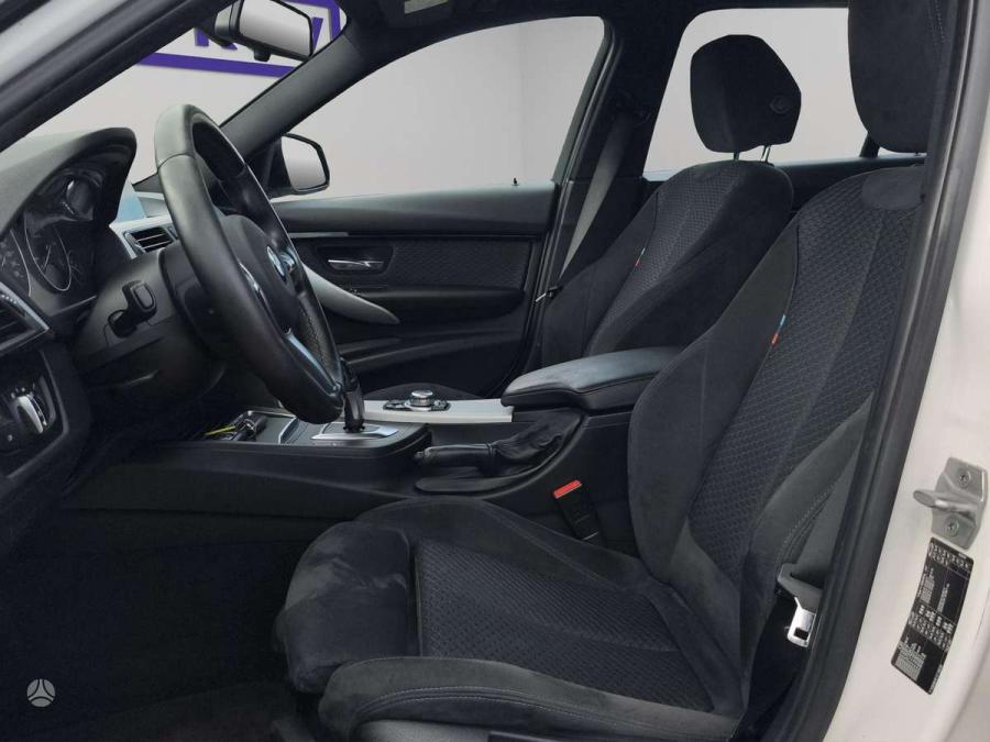 Balts BMW 318 2016 Viļņa, ar dzinēja tilpumu 2.00 L un nobraukumu 276 tūkst. km par 11999 €, foto 16 vietnē AUTOMOTO.COM.LV