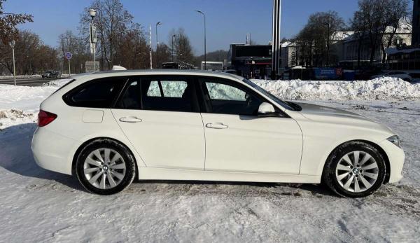 White BMW 318 2017 in Kaunas, with an engine capacity of 2.00 L and mileage of 298 thousand km for 10000 €, photo 3 on AUTOMOTO.COM.LV