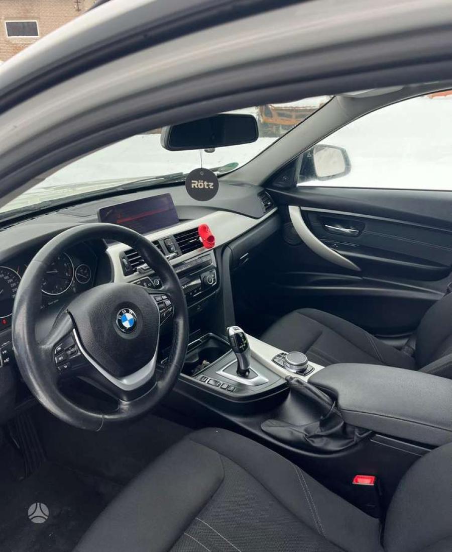 Balts BMW 318 2018 Viļņa, ar dzinēja tilpumu 2.00 L un nobraukumu 295 tūkst. km par 10200 €, foto 10 vietnē AUTOMOTO.COM.LV