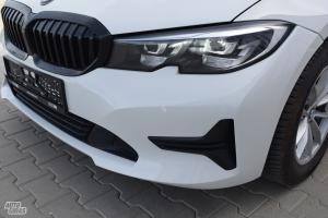 Белый БМВ 318 2019 в Вильнюс, объемом двигателя 2.00 л и пробегом 98 тыс. км за 19000 €, фото 25 на AUTOMOTO.COM.LV