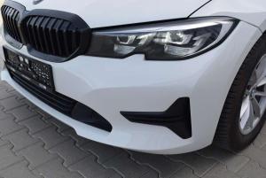 Белый БМВ 318 2019 в Вильнюс, объемом двигателя 2.00 л и пробегом 98 тыс. км за 19000 €, фото 25 на AUTOMOTO.COM.LV