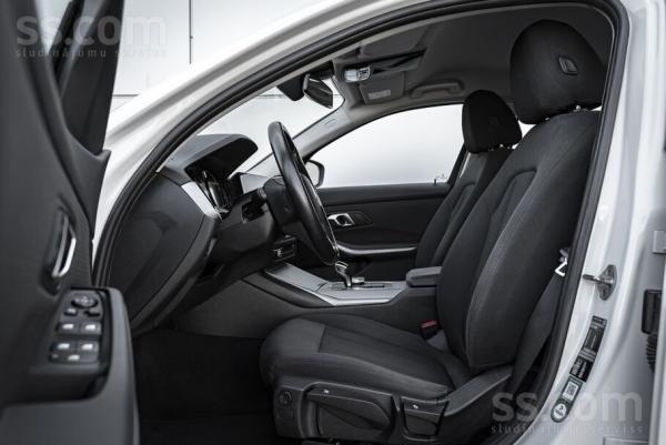Balts BMW 318 2020 Rīga, ar dzinēja tilpumu 2.00 L un nobraukumu 221 tūkst. km par 17950 €, foto 10 vietnē AUTOMOTO.COM.LV