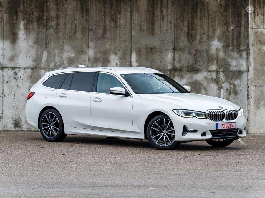 White BMW 318 2021 in Vilnius, with an engine capacity of 2.00 L and mileage of 199 thousand km for 20600 €, photo 6 on AUTOMOTO.COM.LV