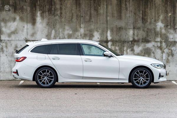Balts BMW 318 2021 Viļņa, ar dzinēja tilpumu 2.00 L un nobraukumu 199 tūkst. km par 20600 €, foto 7 vietnē AUTOMOTO.COM.LV