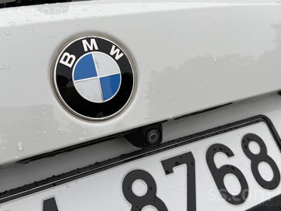 Balts BMW 318 2021 Jelgava, ar dzinēja tilpumu 2.00 L un nobraukumu 0 tūkst. km par 15990 €, foto 14 vietnē AUTOMOTO.COM.LV