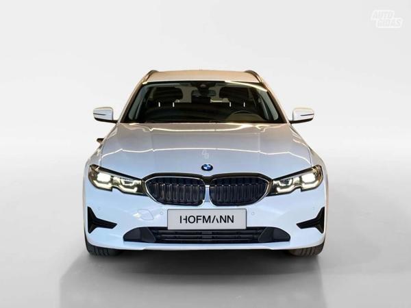 White BMW 318 2022 in Kaunas, with an engine capacity of 2.00 L and mileage of 42 thousand km for 30026 €, photo 2 on AUTOMOTO.COM.LV