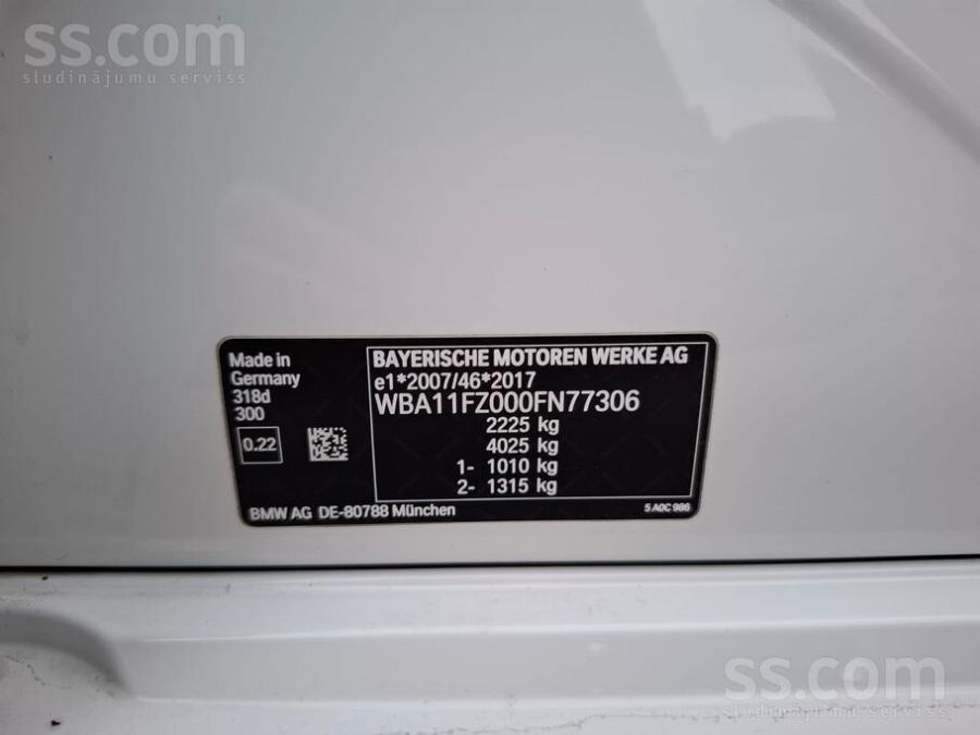 White BMW 318 2022 in Riga, with an engine capacity of 2.00 L and mileage of 156 thousand km for 25500 €, photo 6 on AUTOMOTO.COM.LV
