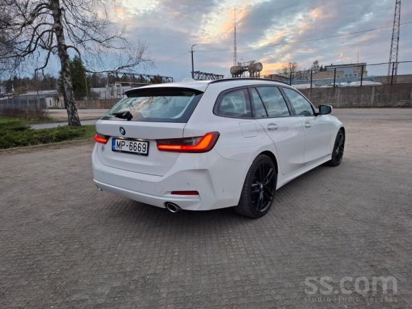 Balts BMW 318 2022 Rīga, ar dzinēja tilpumu 2.00 L un nobraukumu 156 tūkst. km par 25500 €, foto 3 vietnē AUTOMOTO.COM.LV