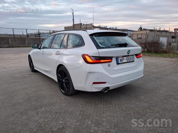 Balts BMW 318 2022 Rīga, ar dzinēja tilpumu 2.00 L un nobraukumu 156 tūkst. km par 25500 €, foto 4 vietnē AUTOMOTO.COM.LV