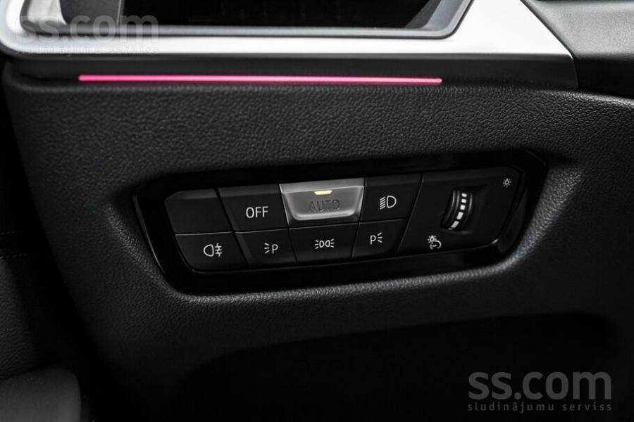 Balts BMW 318 2023 Rīga, ar dzinēja tilpumu 2.00 L un nobraukumu 156 tūkst. km par 21990 €, foto 30 vietnē AUTOMOTO.COM.LV
