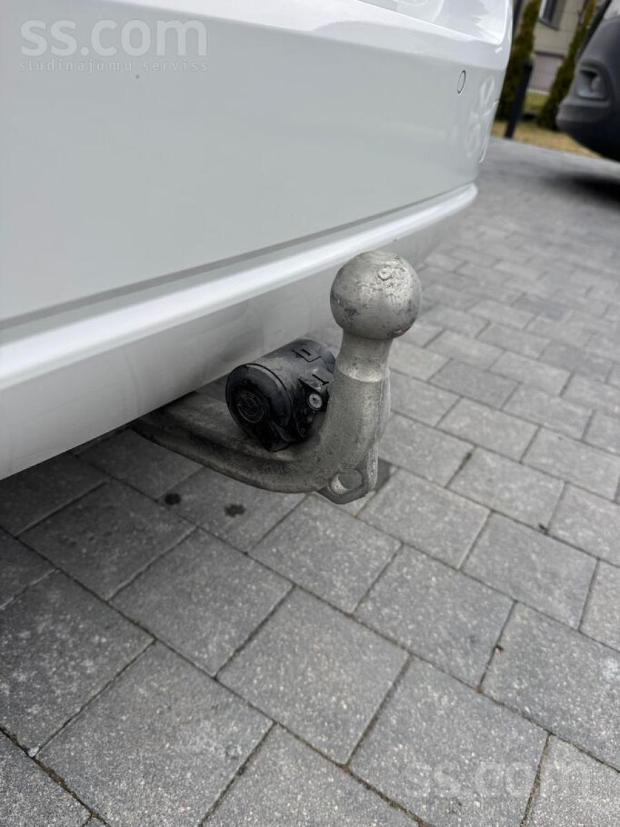 Balts BMW 318 2023 Rīga, ar dzinēja tilpumu 2.00 L un nobraukumu 64 tūkst. km par 29900 €, foto 11 vietnē AUTOMOTO.COM.LV