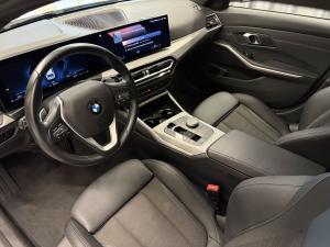 White BMW 318 2023 in Riga, with an engine capacity of 2.00 L and mileage of 70 thousand km for 27990 €, photo 10 on AUTOMOTO.COM.LV