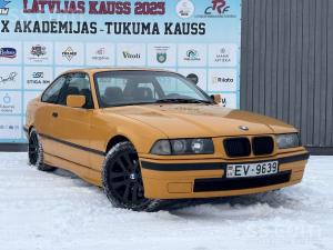 Dzeltens BMW 318 1994 Tukums, ar dzinēja tilpumu 2.00 L un nobraukumu 288 tūkst. km par 4500 €, foto  vietnē AUTOMOTO.COM.LV