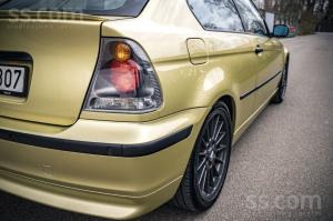 Yellow BMW 318 2002 in Riga, with an engine capacity of 2.00 L and mileage of 154 thousand km for 2900 €, photo 8 on AUTOMOTO.COM.LV