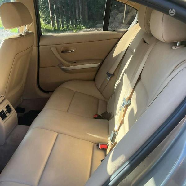 Dzeltens BMW 318 2009 Šauļi, ar dzinēja tilpumu 2.00 L un nobraukumu 237 tūkst. km par 4950 €, foto 7 vietnē AUTOMOTO.COM.LV