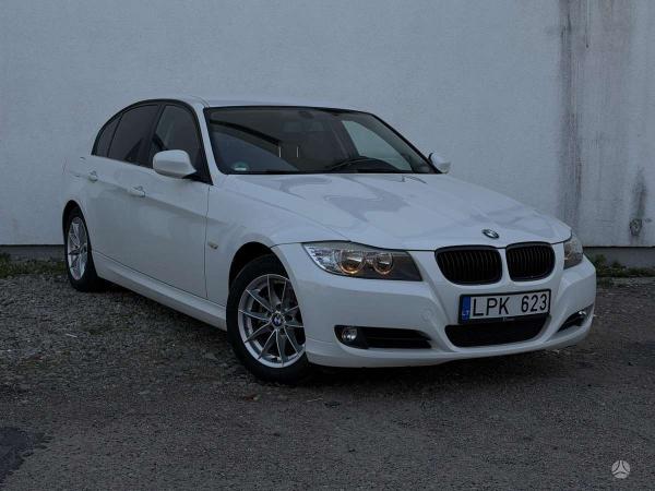 Dzeltens BMW 318 2010 Viļņa, ar dzinēja tilpumu 2.00 L un nobraukumu 134 tūkst. km par 5490 €, foto 2 vietnē AUTOMOTO.COM.LV