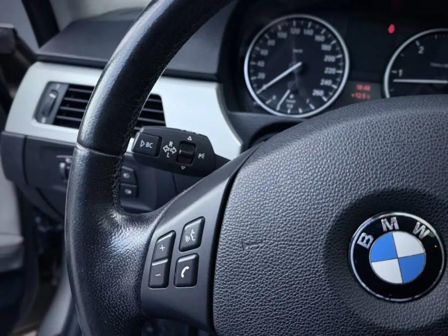 Dzeltens BMW 318 2012 Rīga, ar dzinēja tilpumu 2.00 L un nobraukumu 314 tūkst. km par 5500 €, foto 11 vietnē AUTOMOTO.COM.LV