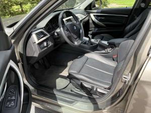 Dzeltens BMW 318 2017 Panevēža, ar dzinēja tilpumu 2.00 L un nobraukumu 235 tūkst. km par 10300 €, foto 11 vietnē AUTOMOTO.COM.LV