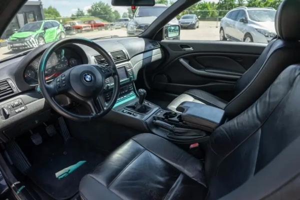 Black BMW 320 2001 in Liepaja, with an engine capacity of 2.20 L and mileage of 261 thousand km for 5850 €, photo 9 on AUTOMOTO.COM.LV