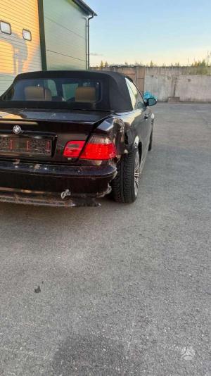 Black BMW 320 2002 in Mazeikiai, with an engine capacity of 2.17 L and mileage of 232 thousand km for 3600 €, photo 10 on AUTOMOTO.COM.LV