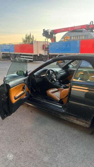 Black BMW 320 2002 in Mazeikiai, with an engine capacity of 2.17 L and mileage of 232 thousand km for 3600 €, photo 15 on AUTOMOTO.COM.LV