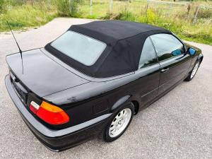 Melns BMW 320 2003 Marijampole, ar dzinēja tilpumu 2.00 L un nobraukumu 207 tūkst. km par 3900 €, foto 5 vietnē AUTOMOTO.COM.LV