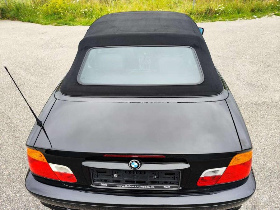 Melns BMW 320 2003 Marijampole, ar dzinēja tilpumu 2.00 L un nobraukumu 207 tūkst. km par 3900 €, foto 15 vietnē AUTOMOTO.COM.LV