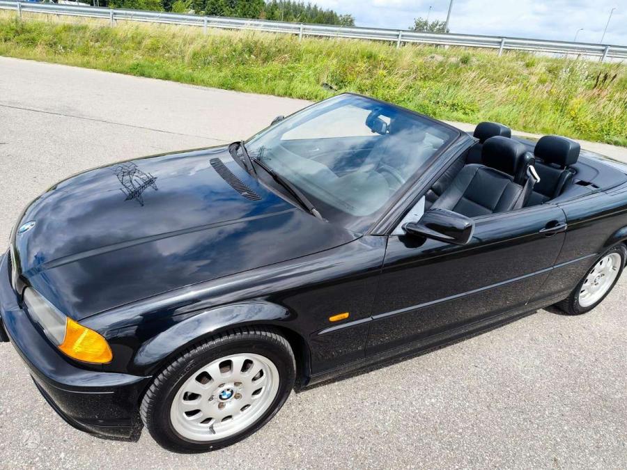 Melns BMW 320 2003 Marijampole, ar dzinēja tilpumu 2.00 L un nobraukumu 207 tūkst. km par 3900 €, foto 18 vietnē AUTOMOTO.COM.LV