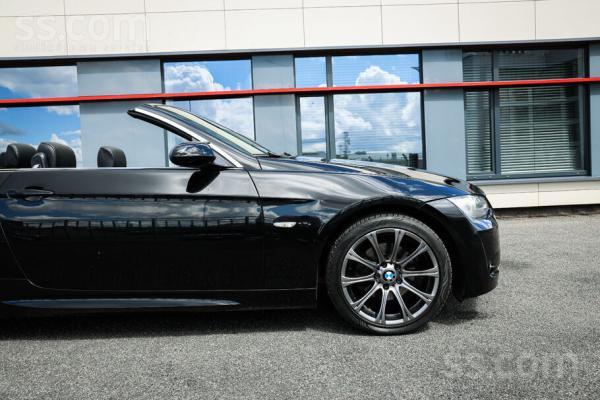 Black BMW 320 2007 in Riga, with an engine capacity of 2.00 L and mileage of 307 thousand km for 7995 €, photo 10 on AUTOMOTO.COM.LV